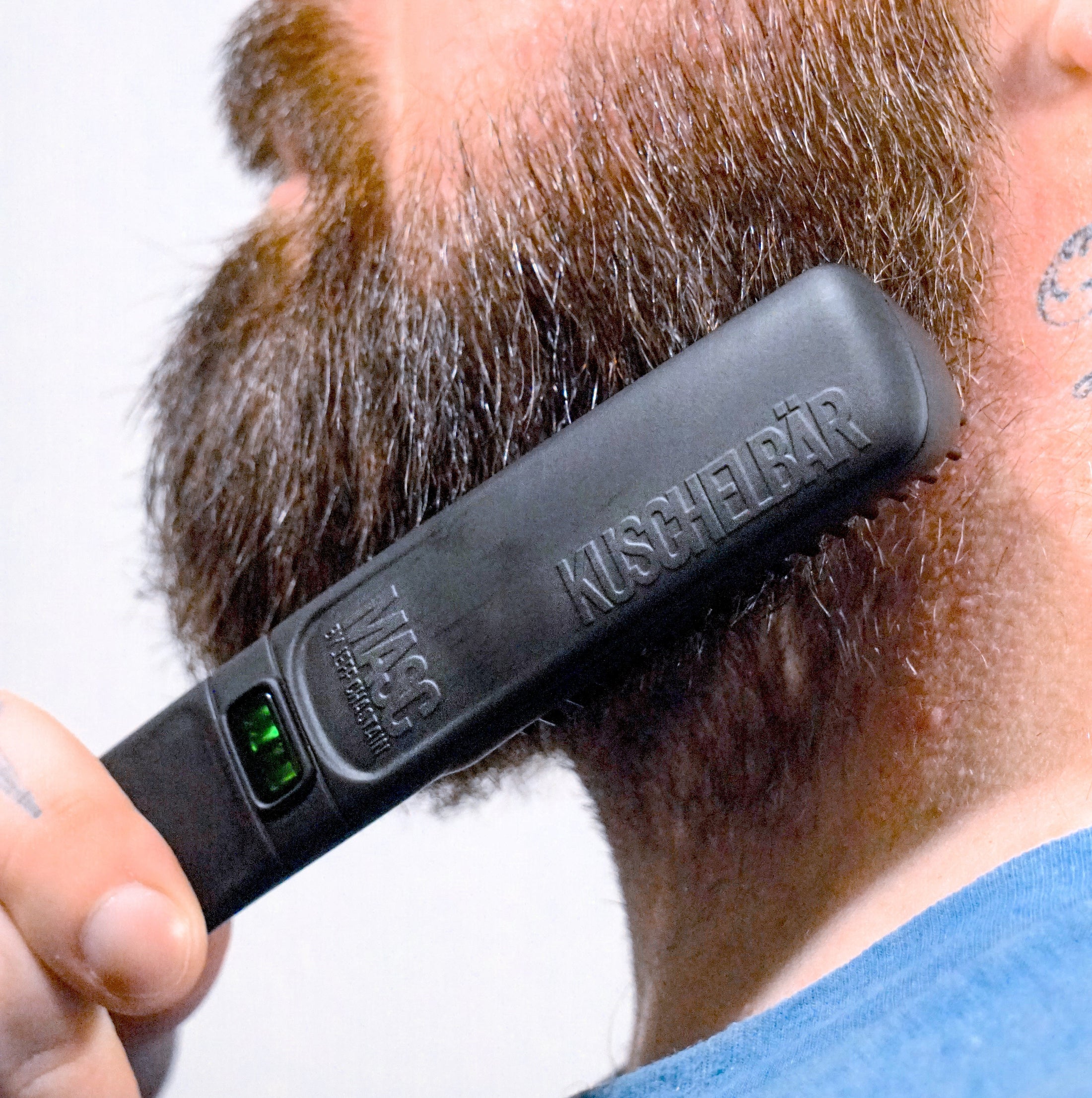 Kuschelbär® PRO Beard Straightener | MASC by Jeff Chastain – Parlor
